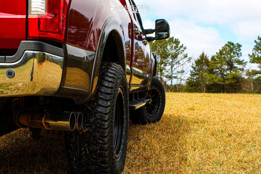 2017 Ford F-350 Super Duty with 20x10 -24 Method Mr605 and 37/12.5R20 ...