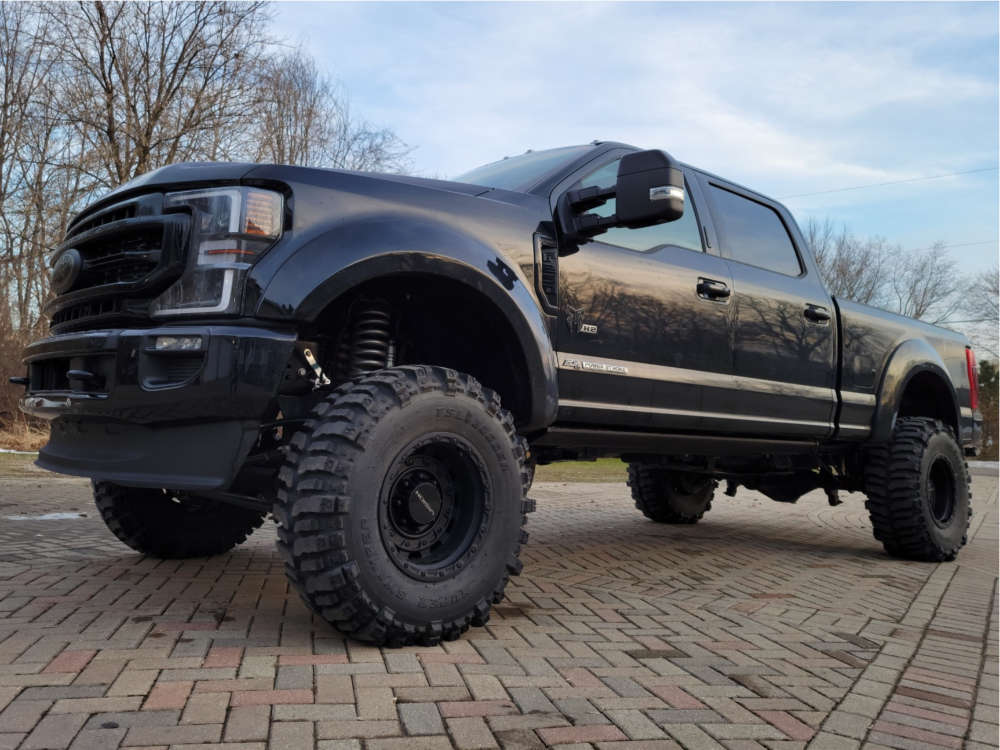 2021 Ford F-250 Super Duty with 17x10 -25 Vision Tactical and 37/13 ...