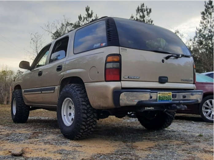 2005 Chevrolet Tahoe with 16x10 -25 American Racing Baja and 315/75R16 ...