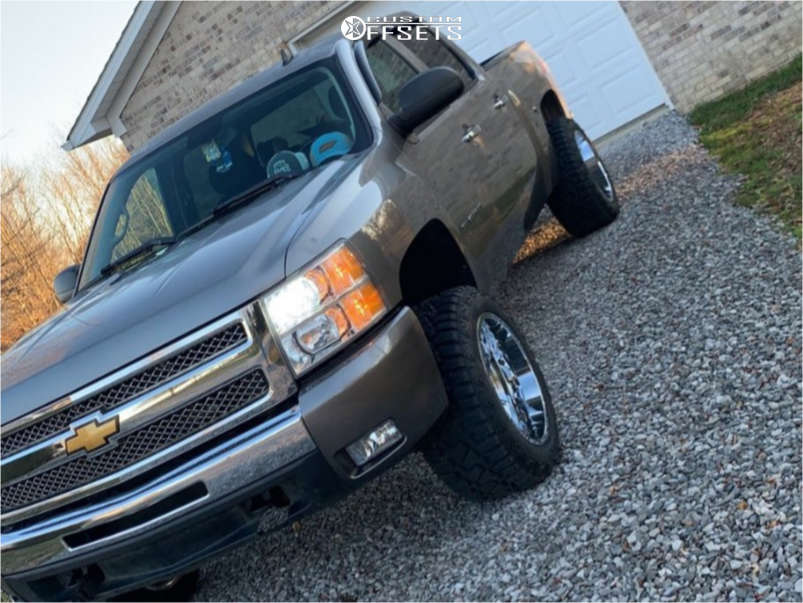 2012 Chevrolet Silverado 1500 with 20x12 -44 Gear Off-Road Pivot and 33 ...