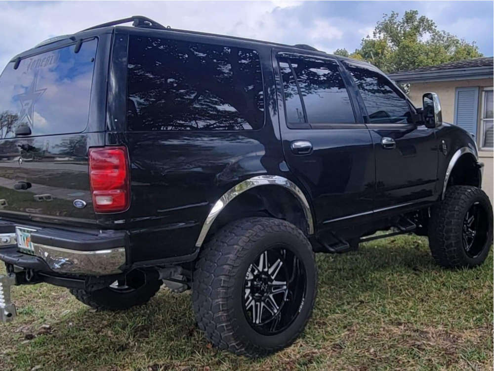 1998 Ford Expedition with 22x12 -44 RBP Falcon and 37/13.5R22 RBP ...