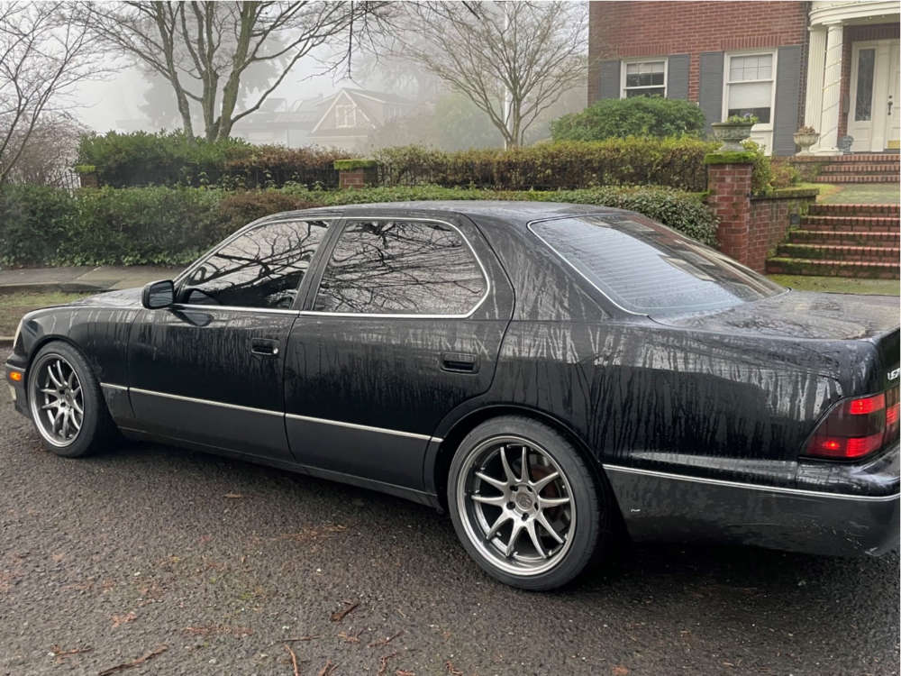 1999 Lexus LS400 with 18x9.5 15 Aodhan Ds02 and 235/40R18 Nitto Motivo ...
