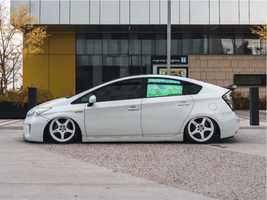 2012 Toyota Prius with 18x8.5 47 SSR Gt2 and 215/35R18 Nitto Neo Gen ...