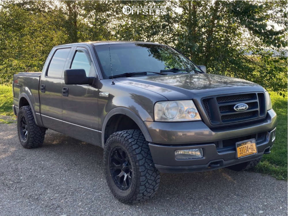 2004 Ford F-150 with 18x9 -12 Helo He878 and 33/12.5R18 Kenda Klever R ...
