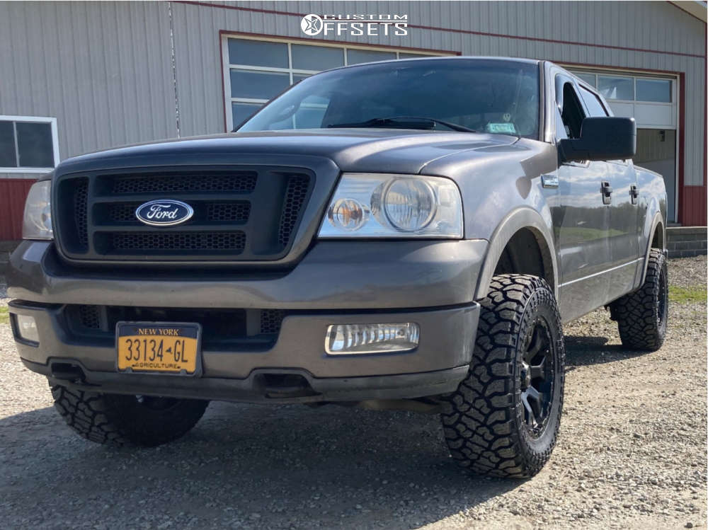 2004 Ford F-150 with 18x9 -12 Helo He878 and 33/12.5R18 Kenda Klever R ...