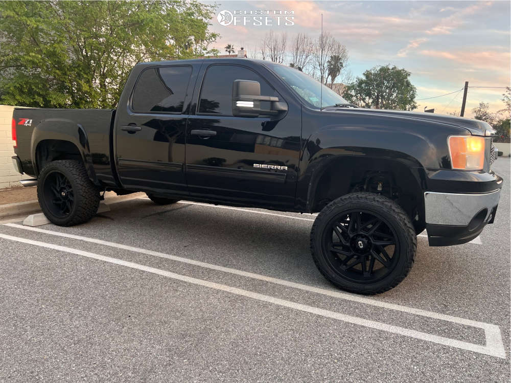 2010 GMC Sierra 1500 with 22x10 -19 Vision Spyder and 33/12.5R22 Venom ...