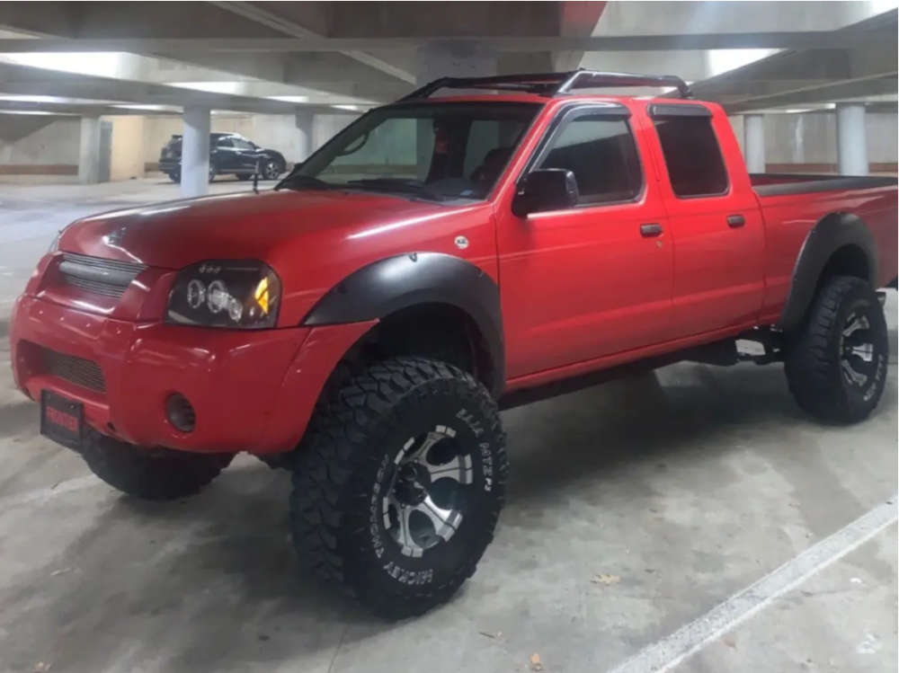 2004 Nissan Frontier with 15x8 -21 Dick Cepek Dc-2 and 33/12.5R15 ...