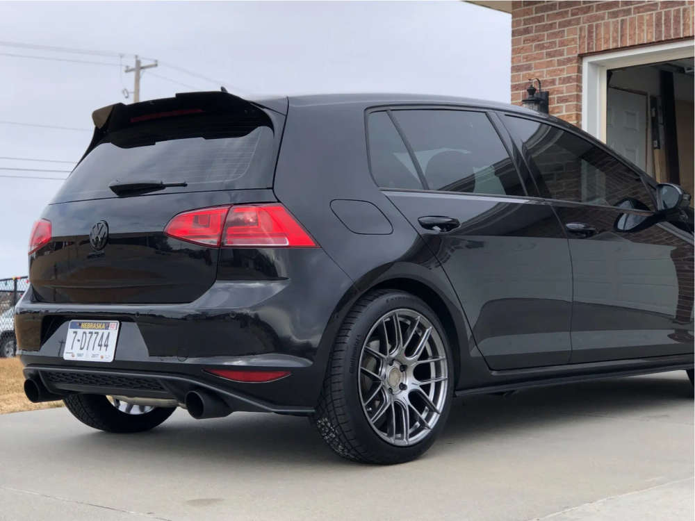 2016 Volkswagen GTI with 18x8.5 35 Aodhan Ah-x and 235/40R18 ...