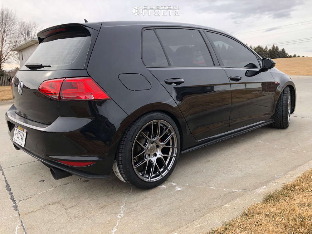 2016 Volkswagen GTI with 18x8.5 35 Aodhan Ah-x and 235/40R18 ...