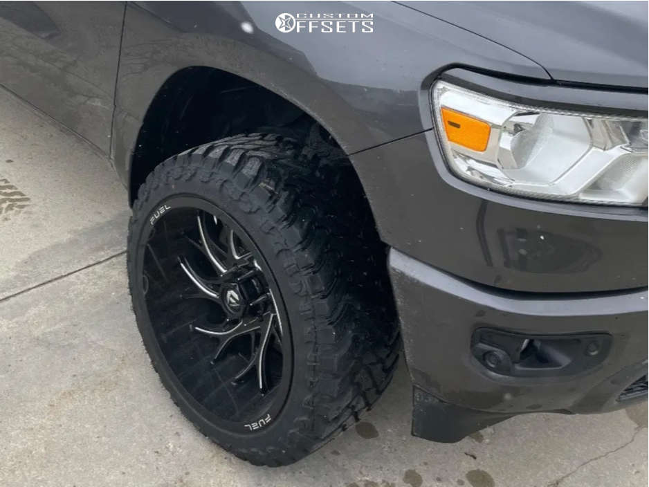 2021 Ram 1500 with 22x12 -44 Fuel Runner and 33/12.5R22 Atturo Trail ...