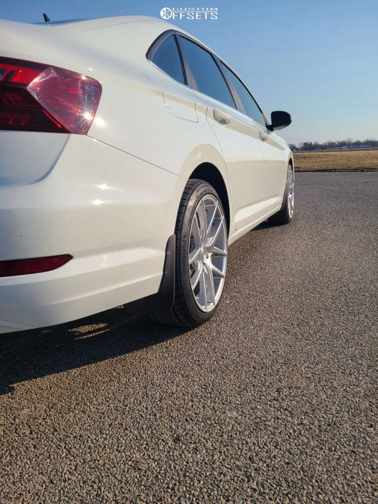 2021 Volkswagen Jetta with 19x8.5 42 Niche Targa and 225/40R19 ...