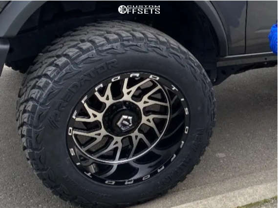 2021 Ford Bronco with 20x12 -44 TIS 544MB and 35/12.5R20 Predator New ...