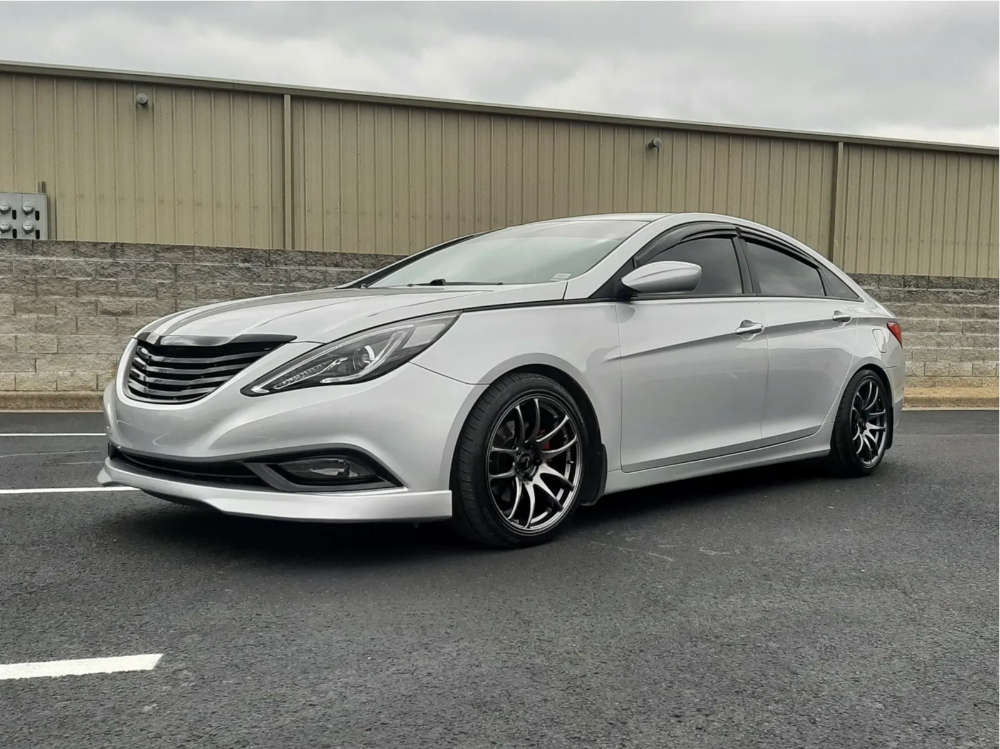 2013 Hyundai Sonata Tires