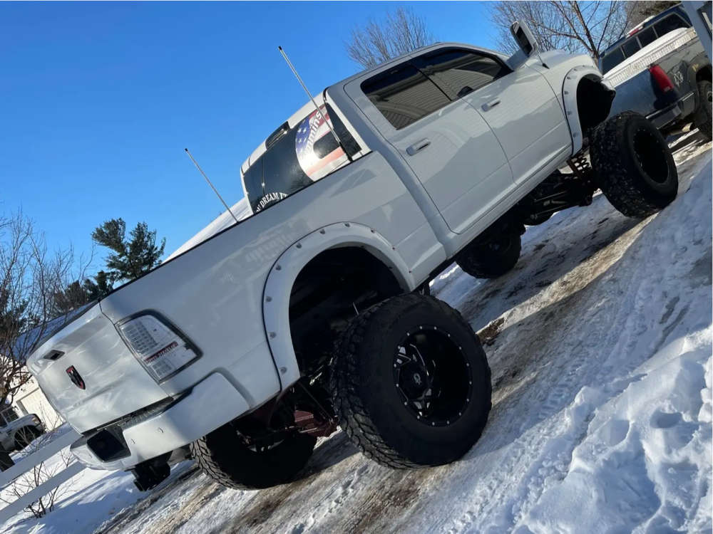 2014 Ram 2500 with 22x14 -76 Dropstars 652bm and 42/14.5R22 Super ...