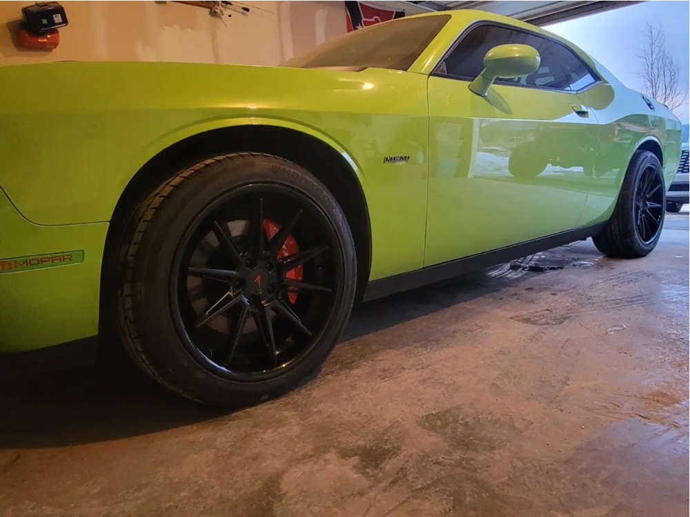 2015 Dodge Challenger with 20x9 15 Ferrada CM2 and 245/45R20 Hankook ...