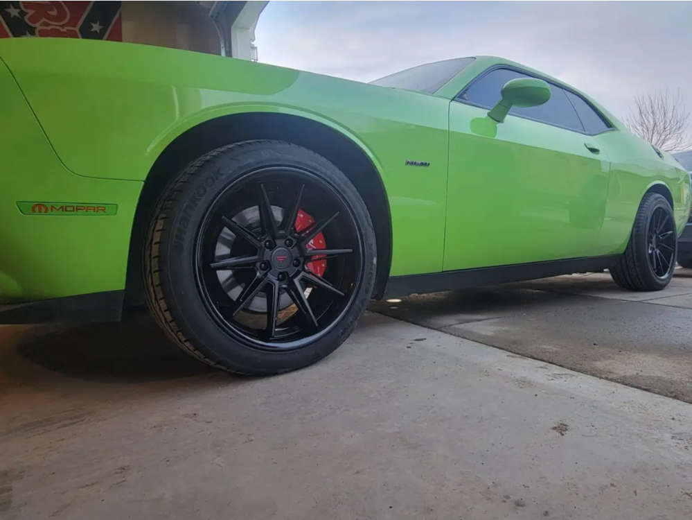 2015 Dodge Challenger with 20x9 15 Ferrada CM2 and 245/45R20 Hankook ...
