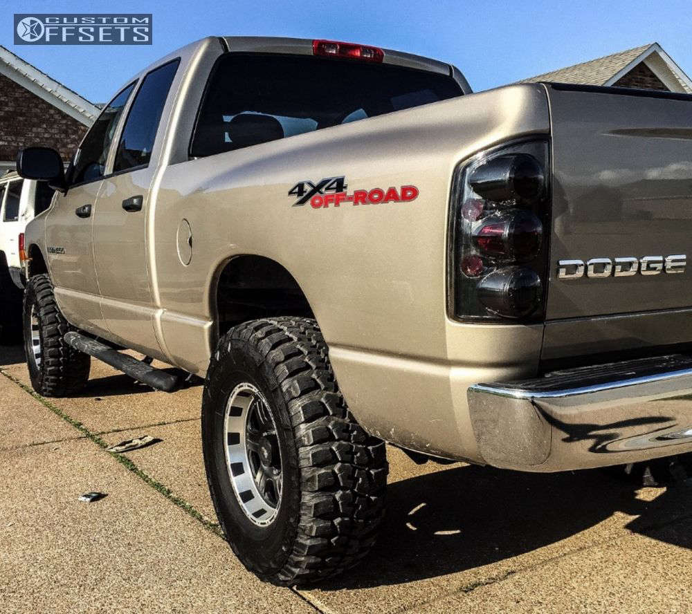 2004 Dodge Ram 1500 with 17x9 Pro Comp Series 89 and 35/12.5R17 Federal ...