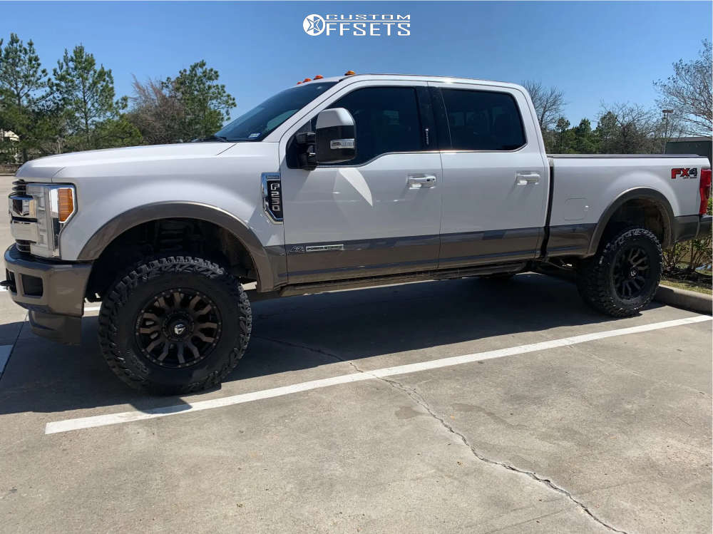 2018 Ford F-250 Super Duty with 18x9 1 Fuel Blitz and 305/70R18 Mickey ...