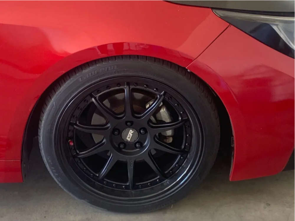 2020 Toyota Corolla with 18x8.5 30 ESR Cs12 and 225/40R18 Laufenn S Fit ...