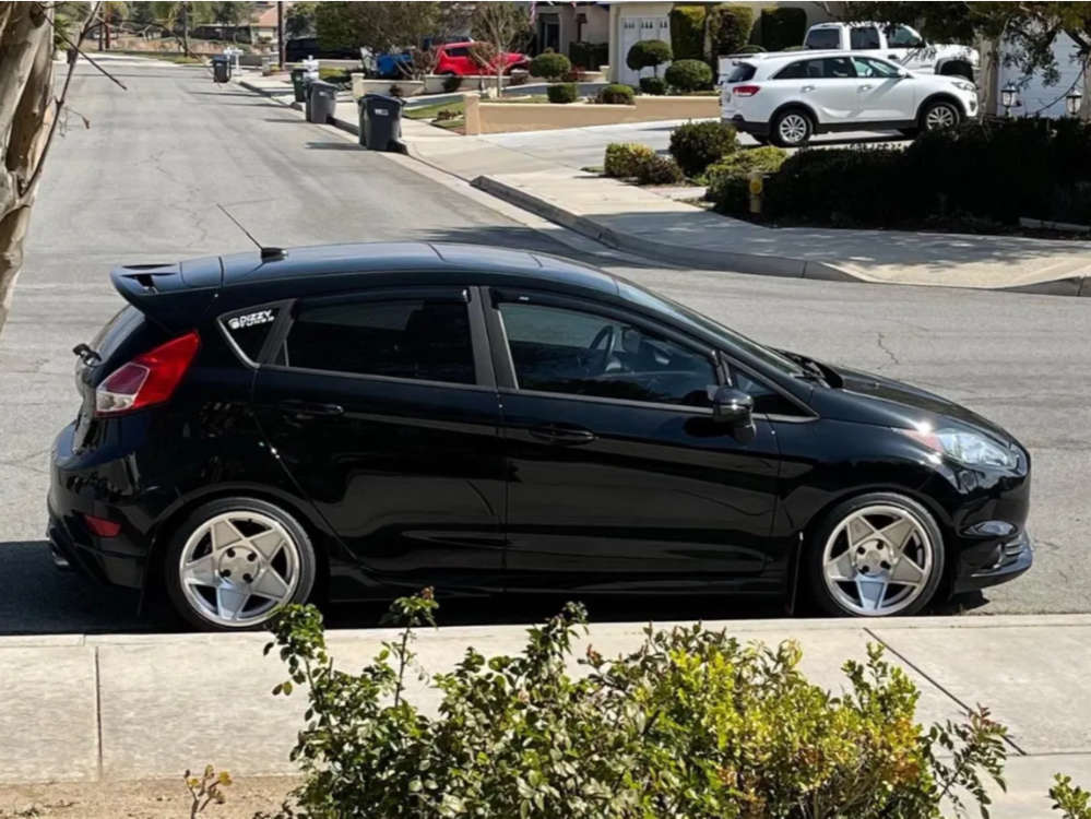 2019 Ford Fiesta with 16x8 25 3SDM 0.05 and 205/40R16 Nitto Neo Gen and ...