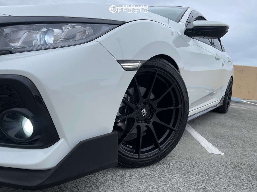 2019 Honda Civic with 18x8.5 35 MST Mt44 and 235/40R18 Michelin Pilot ...