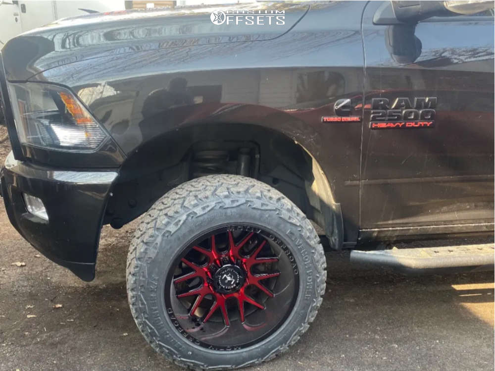 2015 Ram 2500 with 20x12 -44 Motiv Offroad Magnus and 33/12.5R20 Venom ...