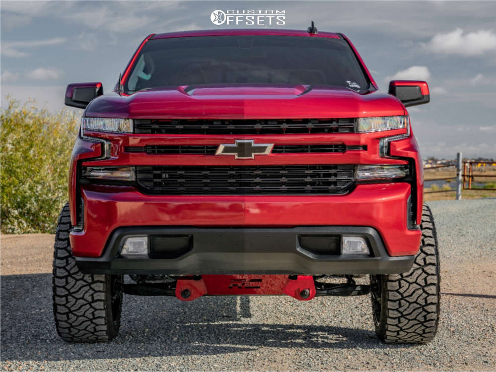 2020 Chevrolet Silverado 1500 with 24x12 -51 Vision Rocker and 35/12 ...