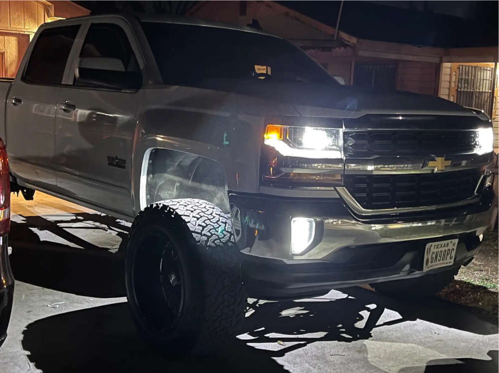 2018 Chevrolet Silverado 1500 with 20x12 -51 Hardrock Destroyer and 35/ ...