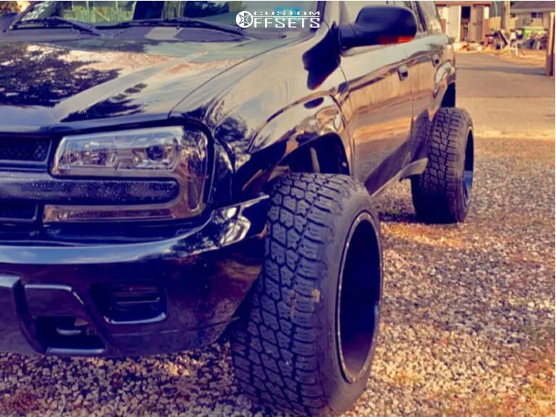 2004 Chevrolet Trailblazer with 20x12 -51 Vision Rocker and 305/50R20 ...