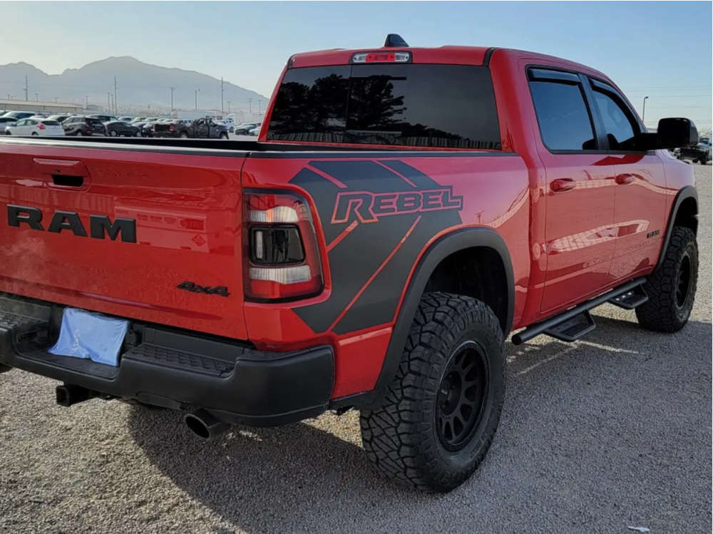 2021 Ram Rebel with 18x9 -12 Method Mr305 and 35/12.5R18 Nitto Ridge ...