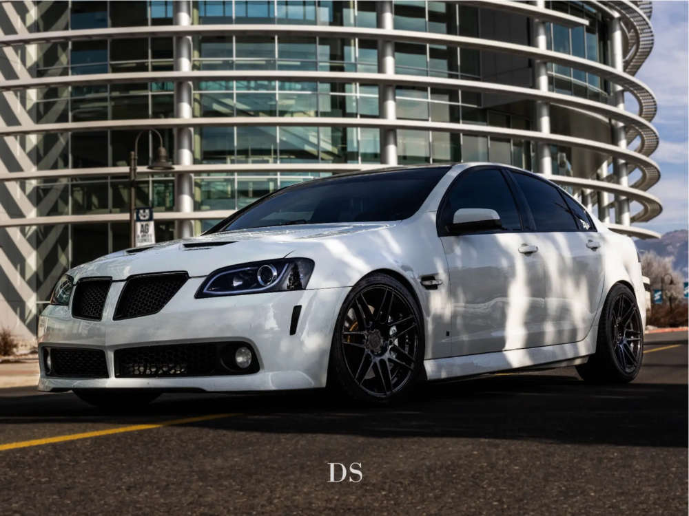 2009 Pontiac G8 with 19x9 32 Verde Reflex and 255/35R19 Cooper Zeon Rs3 ...
