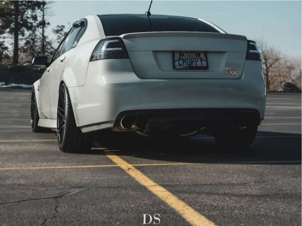 2009 Pontiac G8 with 19x9 32 Verde Reflex and 255/35R19 Cooper Zeon Rs3 ...