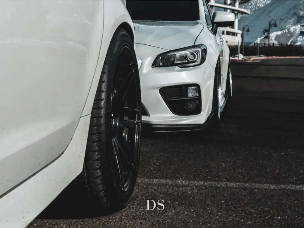 2009 Pontiac G8 with 19x9 32 Verde Reflex and 255/35R19 Cooper Zeon Rs3 ...