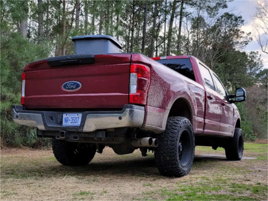 2017 Ford F-250 Super Duty with 20x10 -19 Vision Spyder and 35/12.5R20 ...