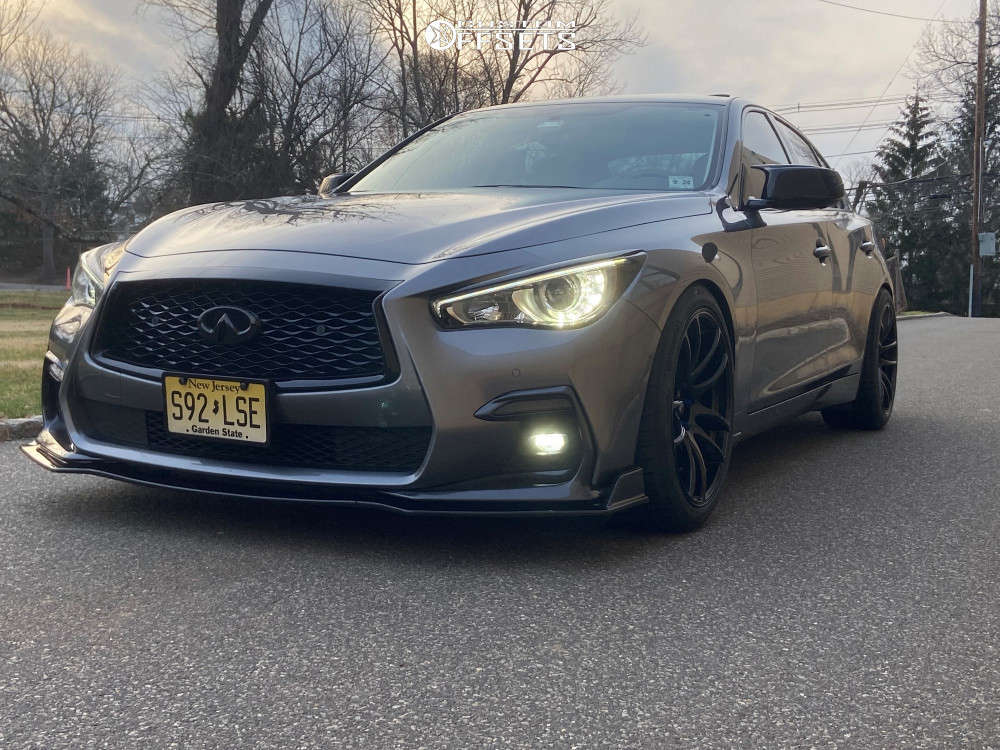 2019 INFINITI Q50 with 19x9.5 22 Vors Tr4 and 255/40R19 Continental ...