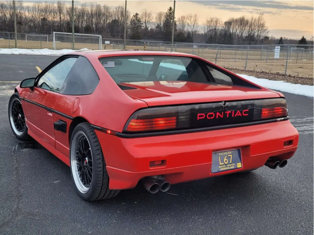 1988 Pontiac Fiero with 17x7 38 XXR 521 and 215/45R17 General G-max Rs ...