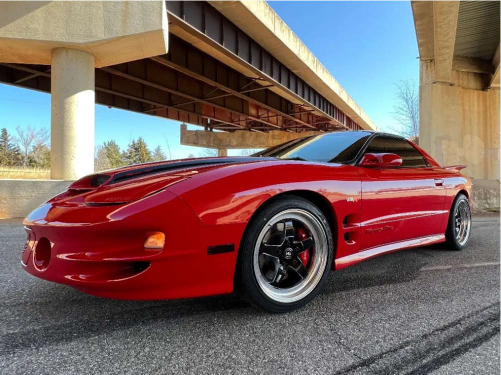 1998 Pontiac Firebird with 18x10 41 Weld Racing S71 and 275/35R18 ...