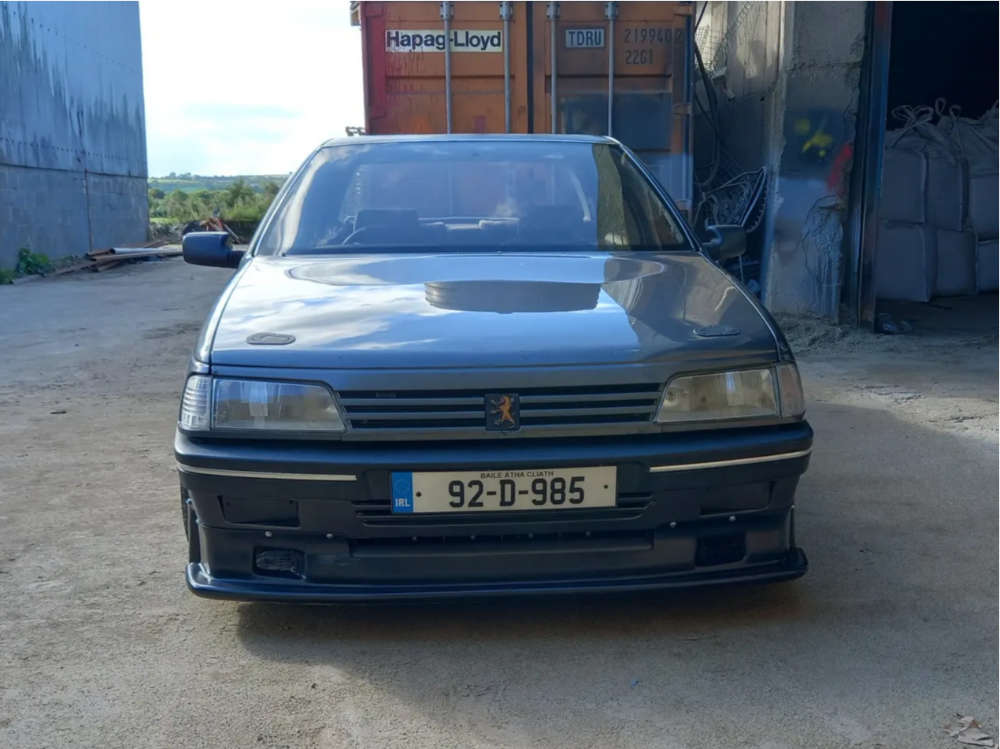1991 Peugeot 405 with 17x8 15 Compomotive Mo5 and 235/40R17 Vercelli ...