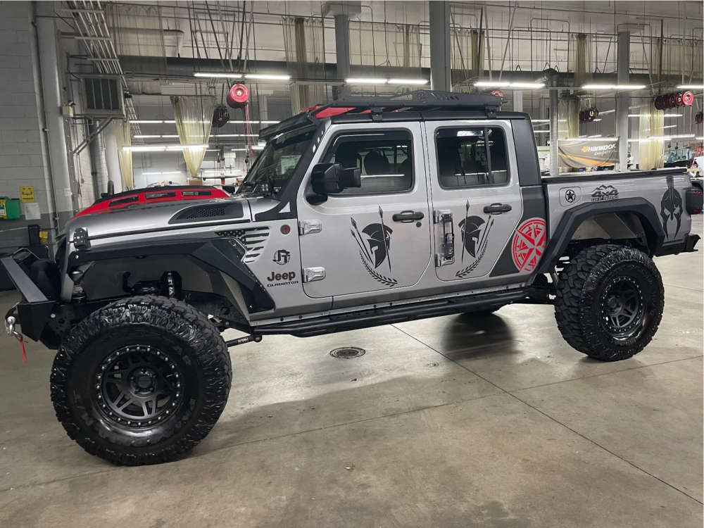 2020 Jeep Gladiator with 17x9 -12 Method Mr312 and 38/13.5R17 Milestar ...