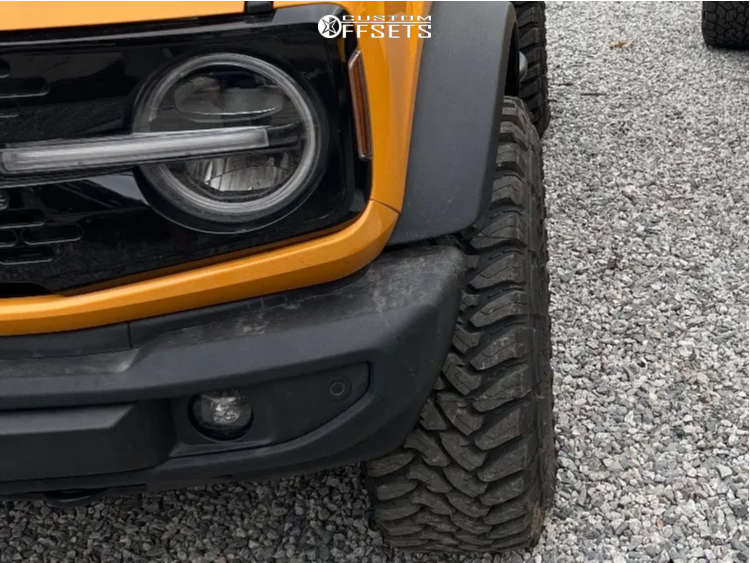 2021 Ford Bronco with 17x8.5 Icon Alloys Thrust and 35/12.5R17 Toyo ...