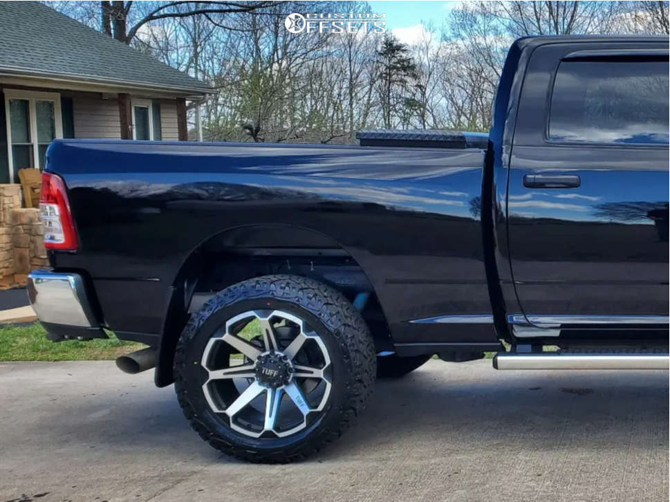 2021 Ram 2500 with 22x10 -20 Tuff T05 and 35/12.5R22 Venom Power Terra ...