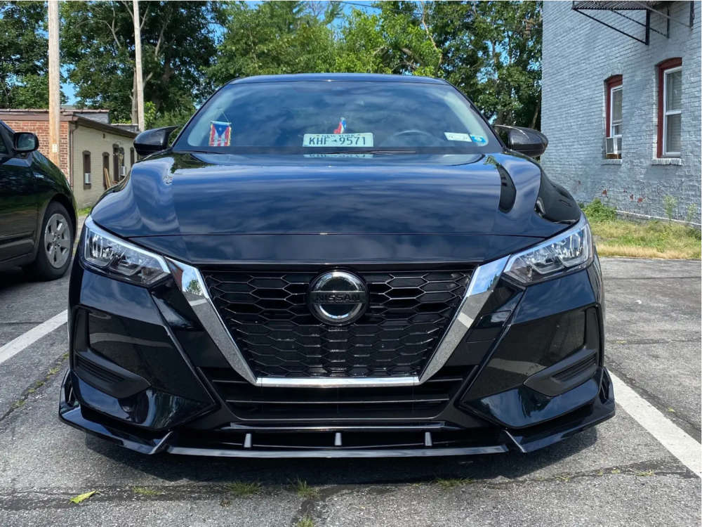2020 Nissan Sentra with 18x8.5 35 AVID1 AV6 and 225/45R18 Hankook ...