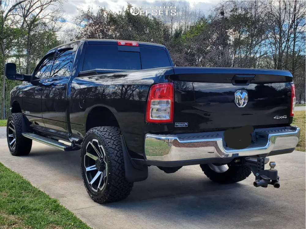 2021 Ram 2500 with 22x10 -20 Tuff T05 and 35/12.5R22 Venom Power Terra ...
