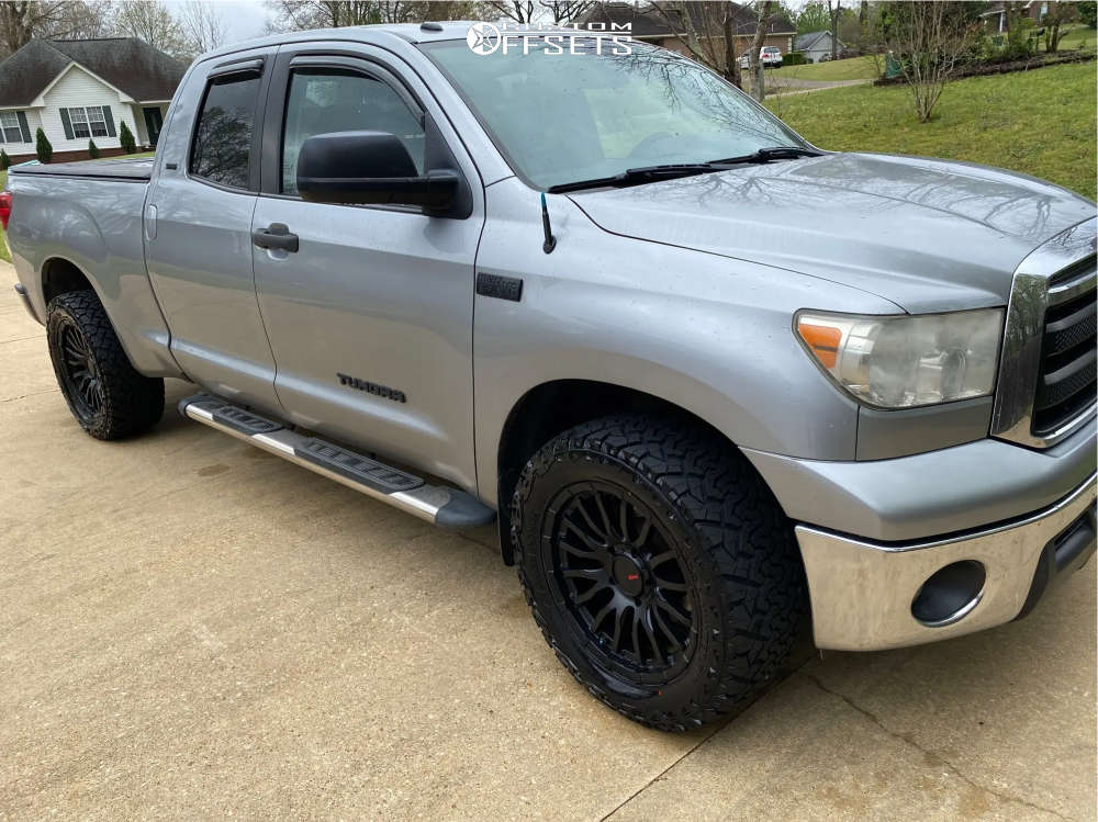 2013 Toyota Tundra with 20x9 10 DX4 Octane and 33/12.5R20 Venom Power ...