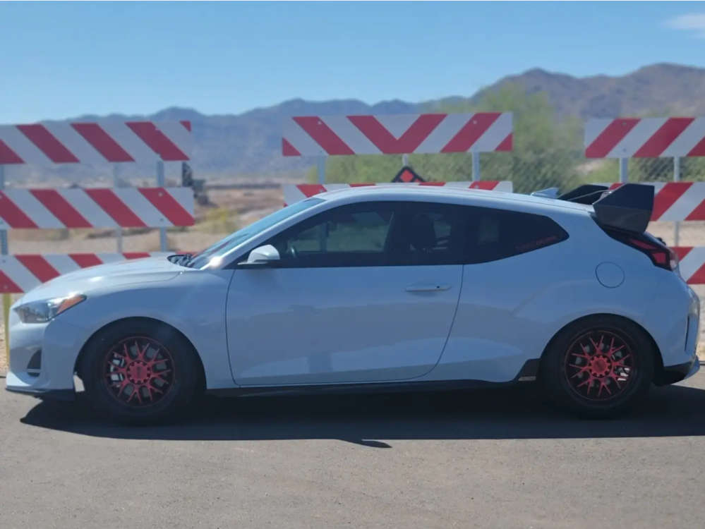2020 Hyundai Veloster with 18x8.5 35 F1R F21 and 235/40R18 Firestone ...