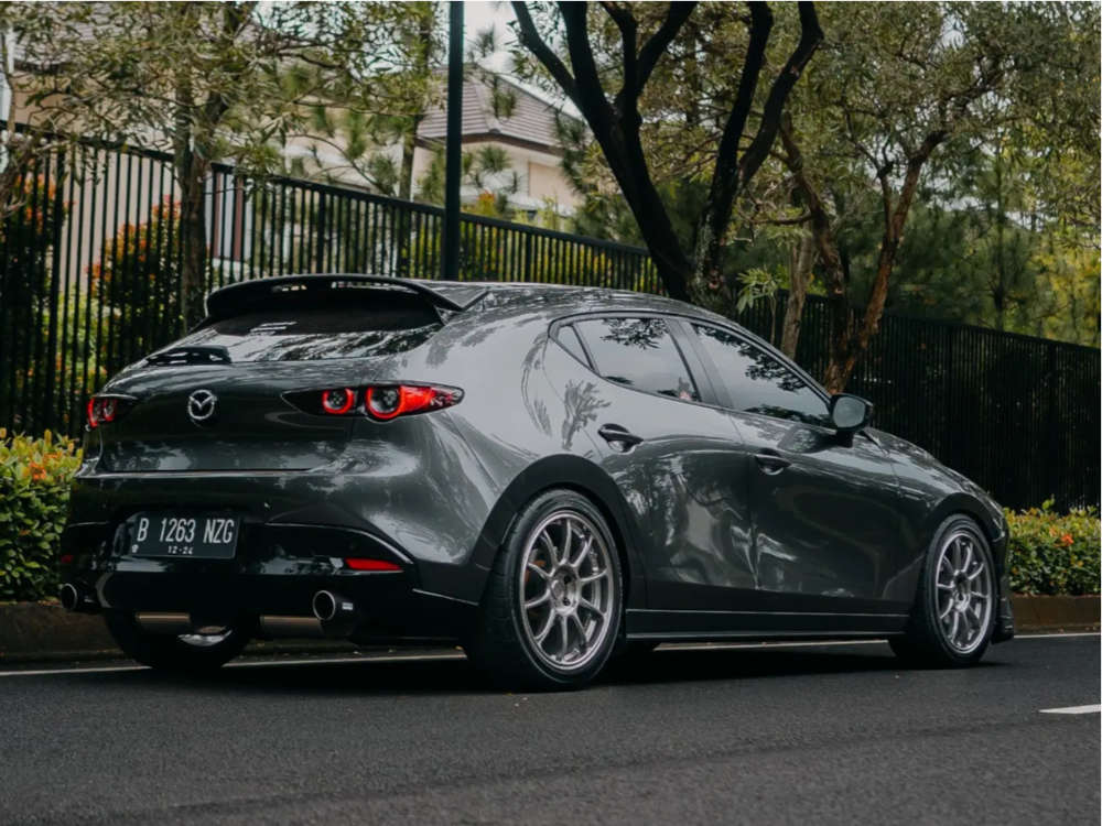 2020 Mazda 3 Sport with 18x8.5 45 Volk Ze40 and 225/45R18 Dunlop ...