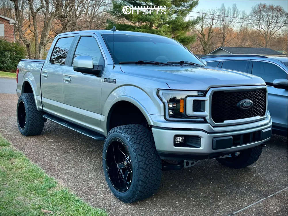 2020 Ford F-150 with 22x12 -50 Ballistic Rage and 35/12.5R22 Venom ...
