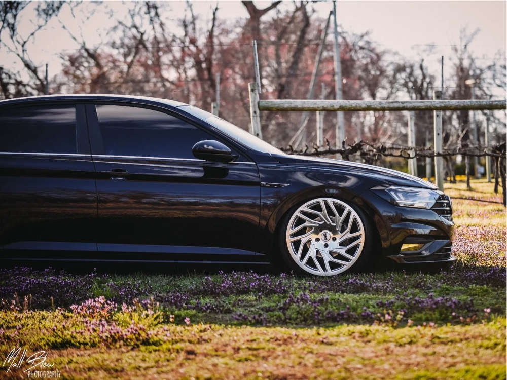 2020 Volkswagen Jetta with 19x9 40 WatercooledIND JB1 and 225/35R19 ...