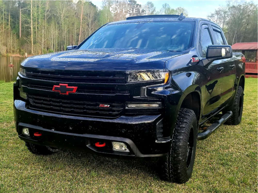 2019 Chevrolet Silverado 1500 with 18x9 0 Mayhem Cogent and 275/70R18 ...