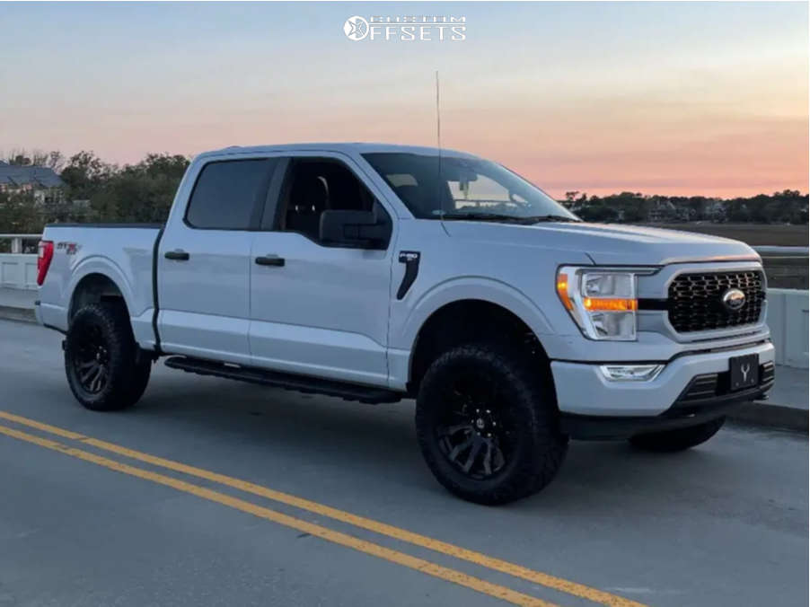 2021 Ford F-150 with 20x9 1 Fuel Blitz and 33/12.5R20 Nitto Ridge ...